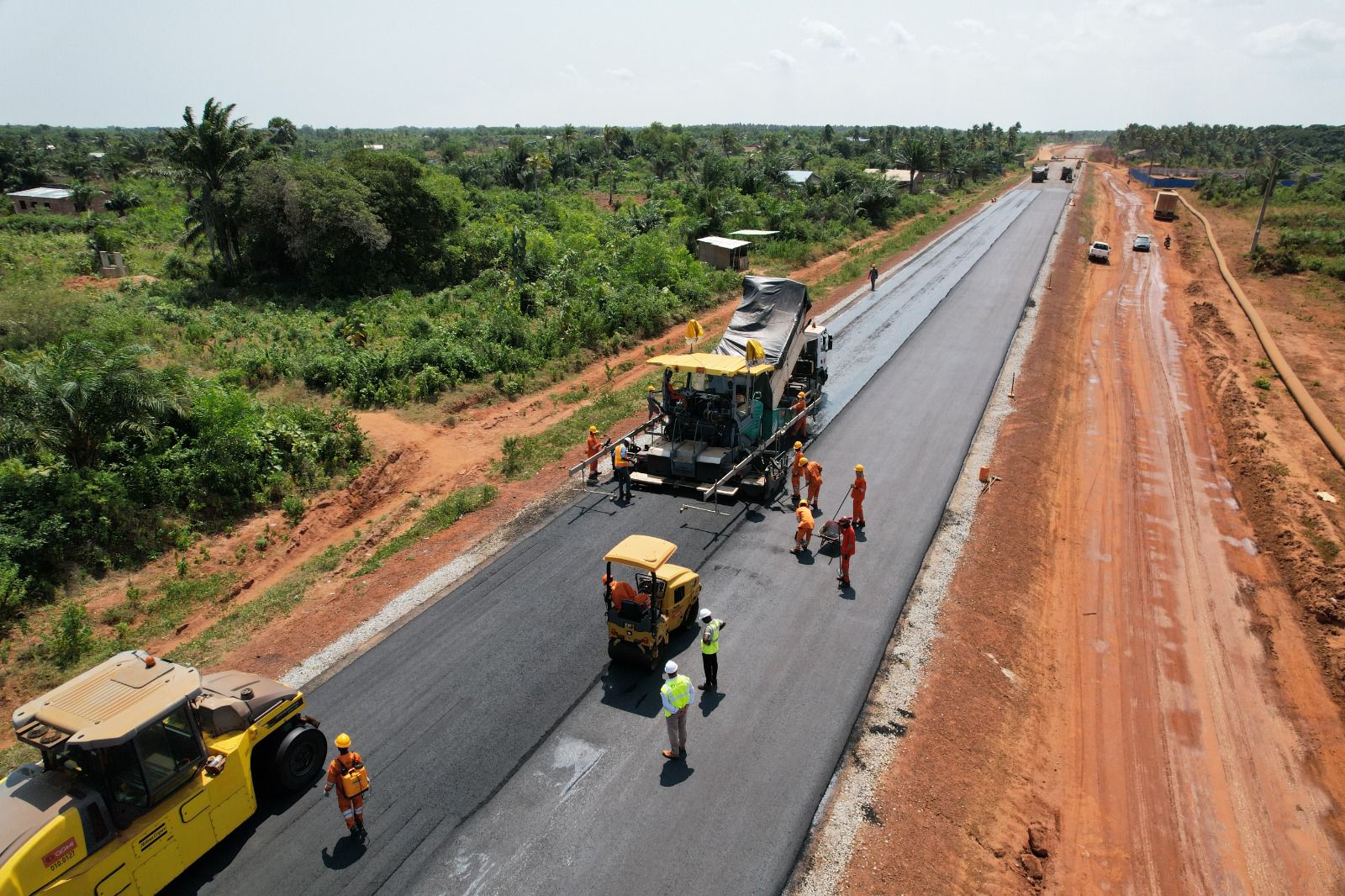 Travaux d’aménagement et de bitumage de la route OUIDAH / KPOMASSE ...